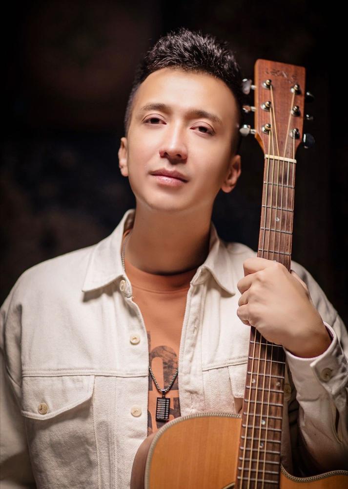 Take stock of the nine handsome Uyghur male stars, see if there is one ...