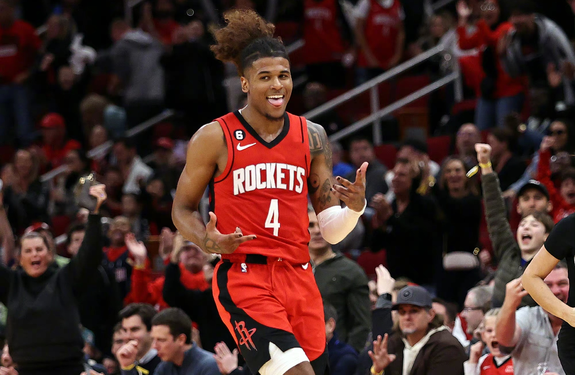 The goal of reinforcement is clear, the Rockets sign veterans + trade ...