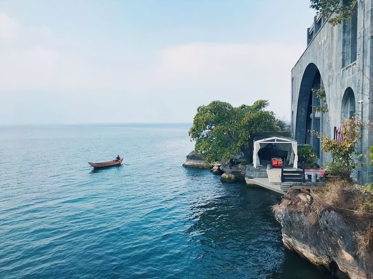 Yang Liping's house, Feng Tang's yard, Li Yugang's dance studio, the ...