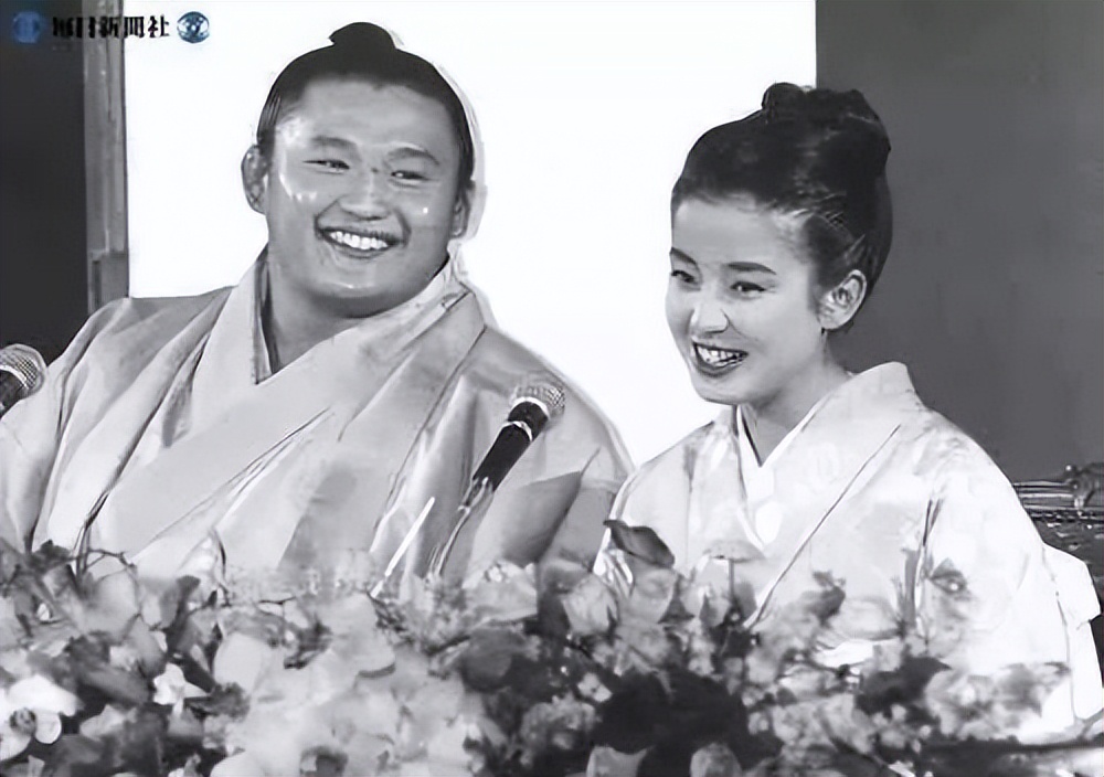 Why do beautiful women like to marry sumo wrestlers? - iNEWS