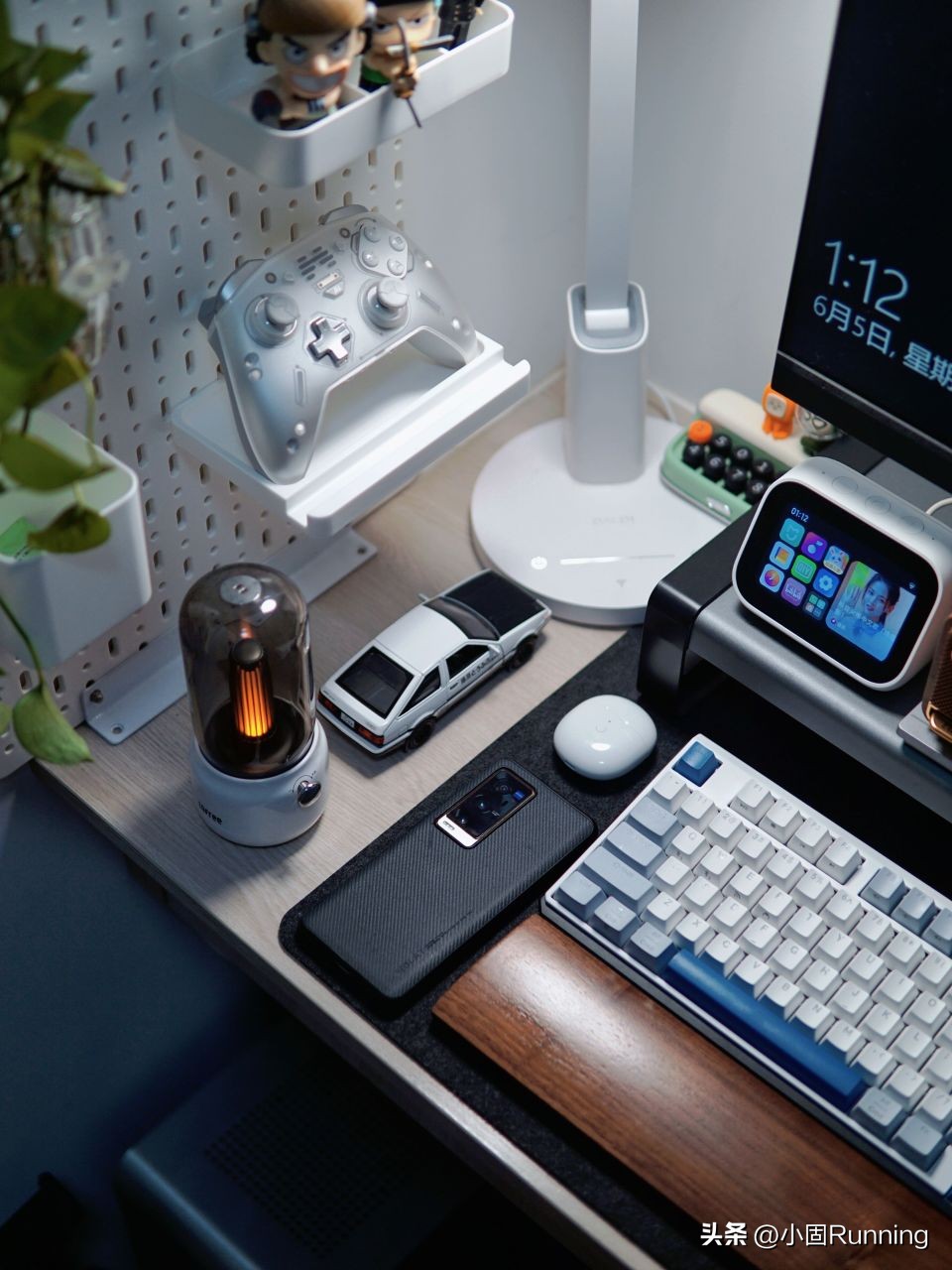 After 2K was monopolized by Apple, I used a handle + ipad to form a ...