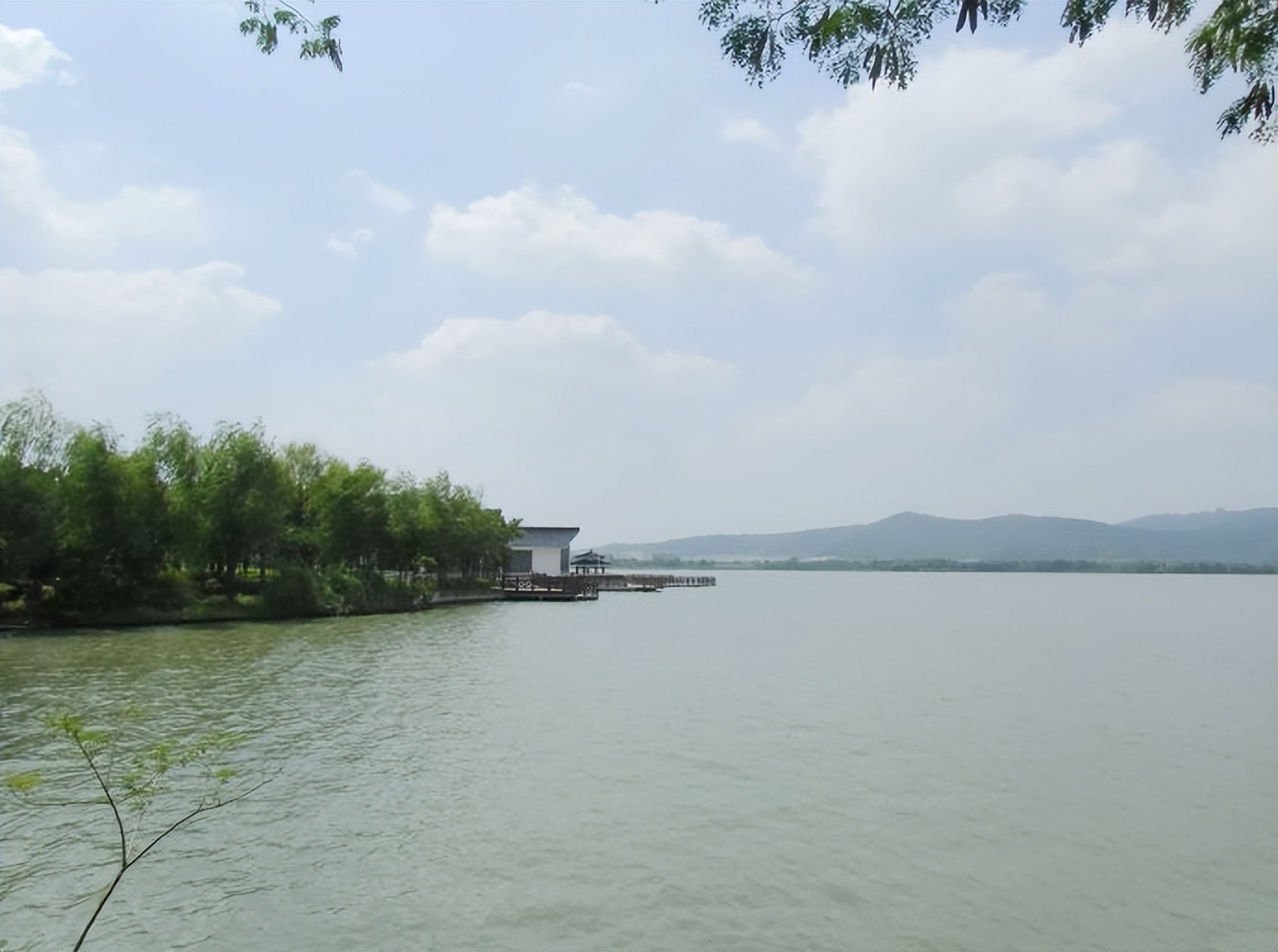 Lakes and Mountains Contrasting - Suzhou Shihu Scenic Spot (8) - iNEWS