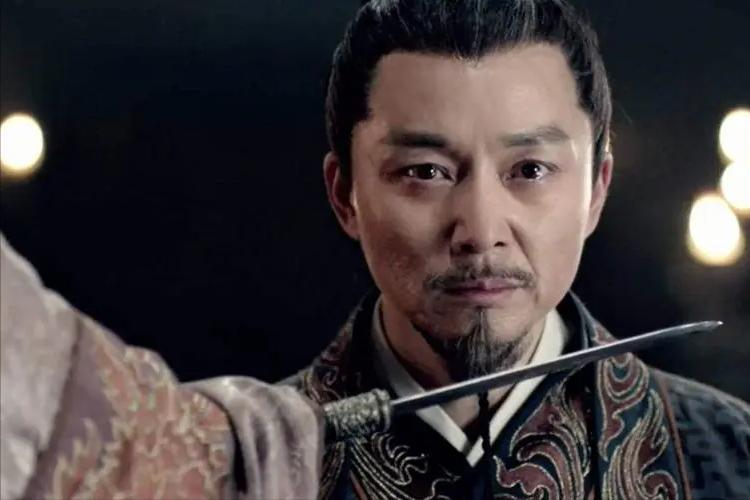 Liu Yijun: The first marriage and the wife outside the circle go out of ...