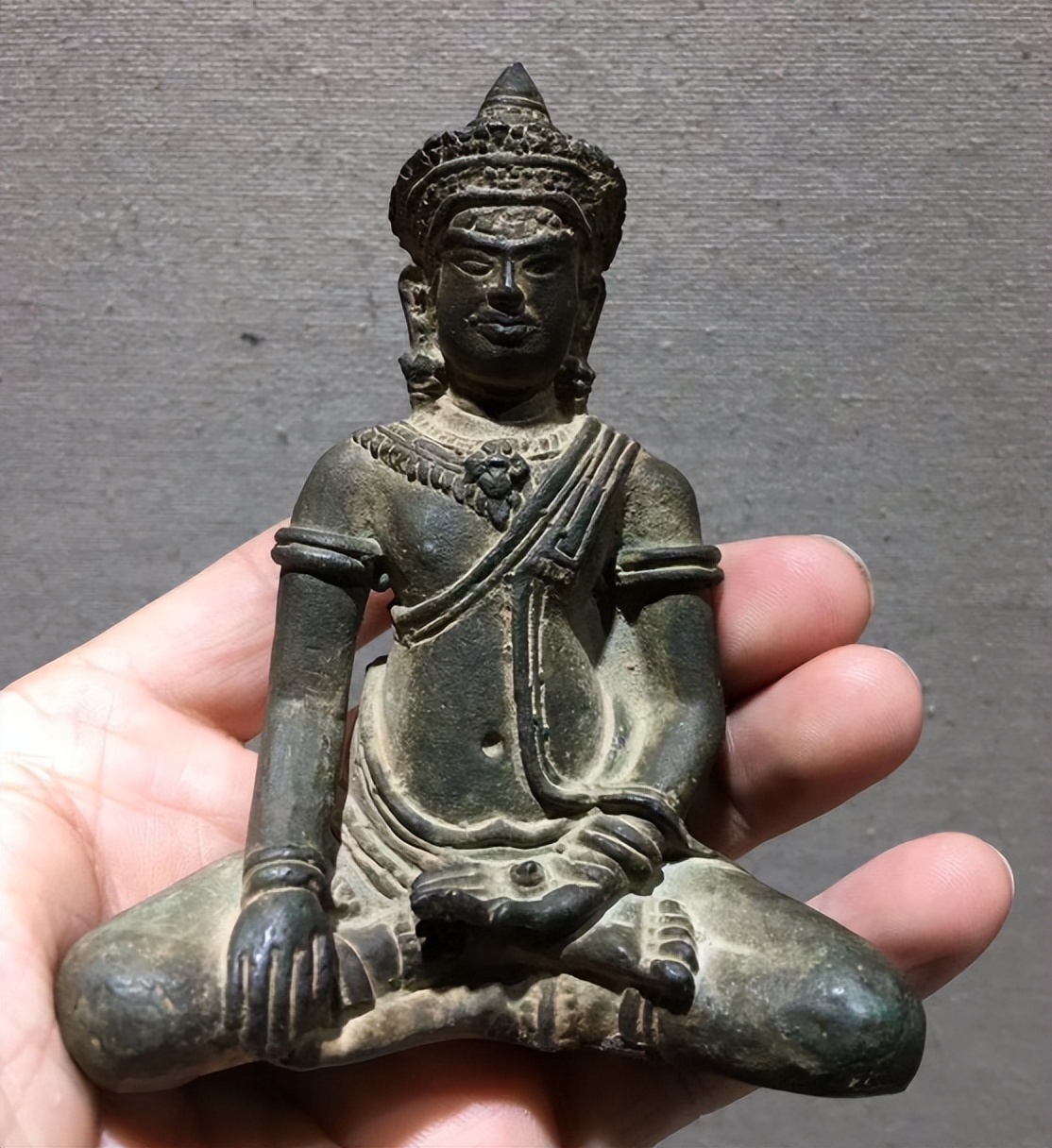 What role did ancient Indian Buddhist bronze statues play in ancient ...