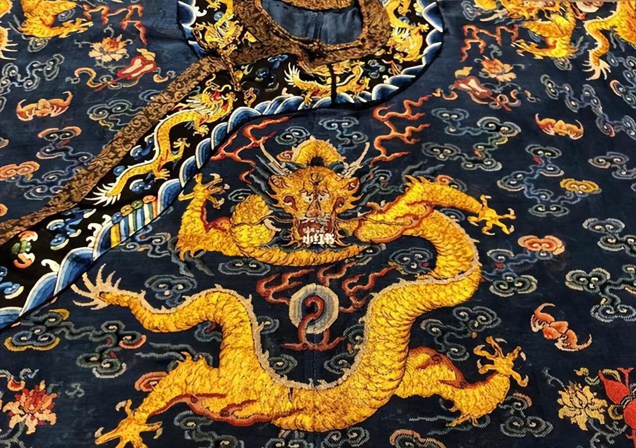 The ancient emperor's dragon robe cannot be washed, what should I do if ...