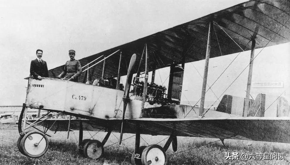 Italian Ca30 heavy bomber - iNEWS