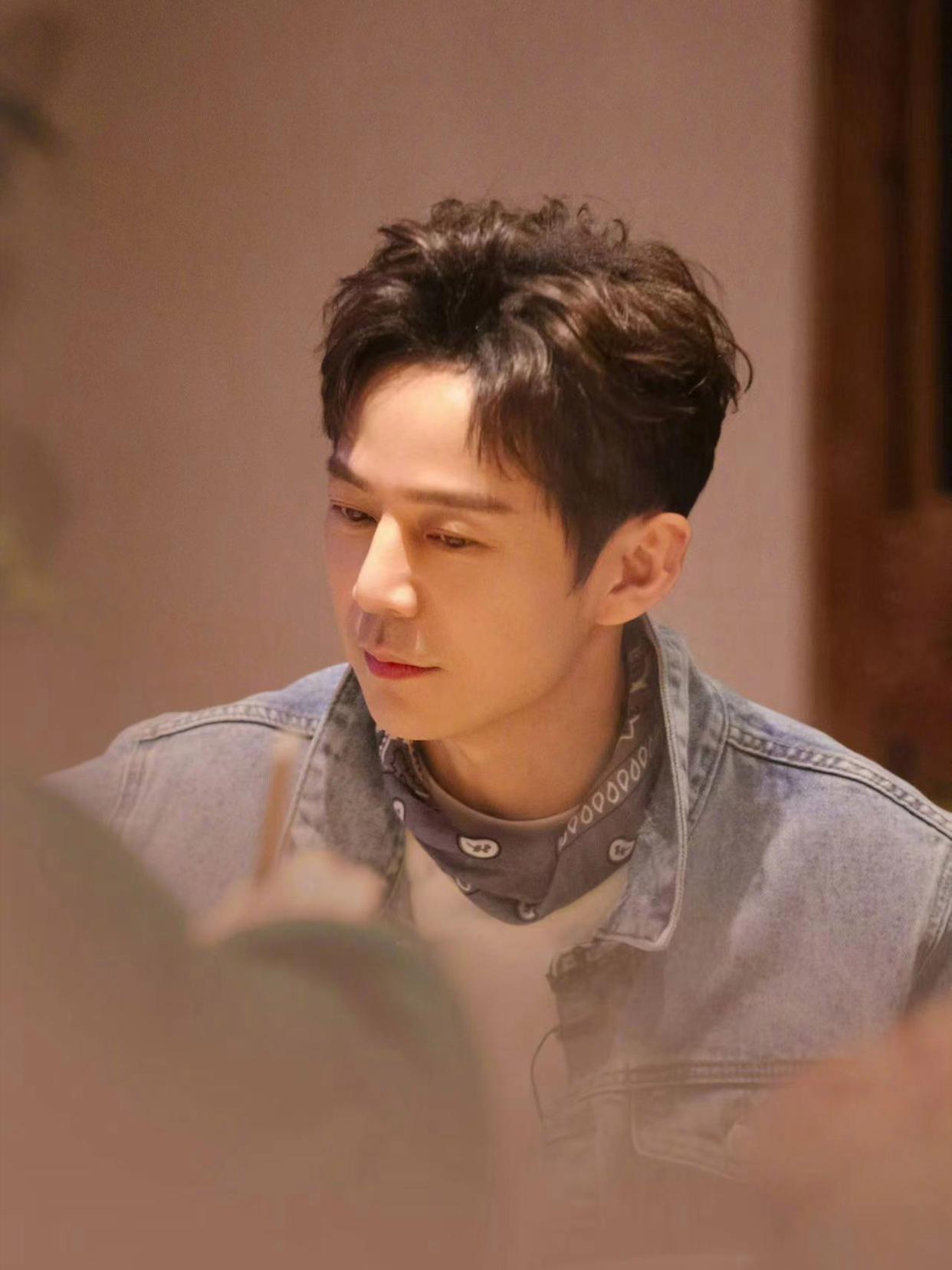 From avoiding it to hinting that he wants it, He Jiong's attitude ...