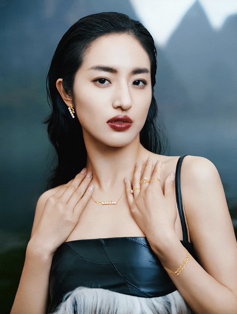 The trendy Acer jewelry filigree Yunqi series reproduces fashionable ...