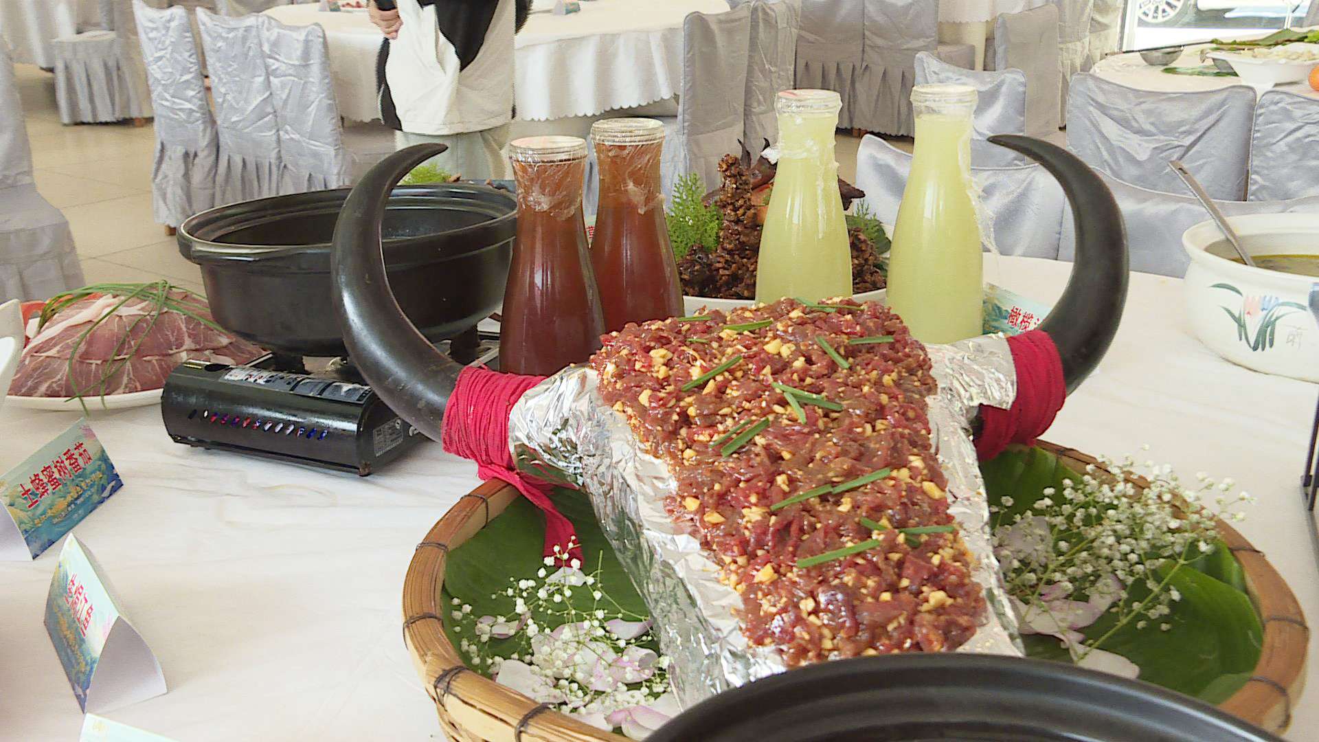 Lushui City's "Nujiang Gorge" national characteristic food and beverage ...