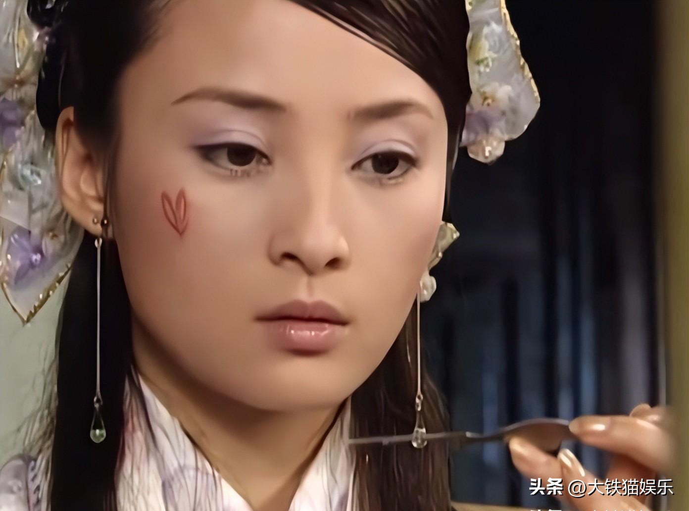 Playing "the first beauty" among a group of beauties can still be ...