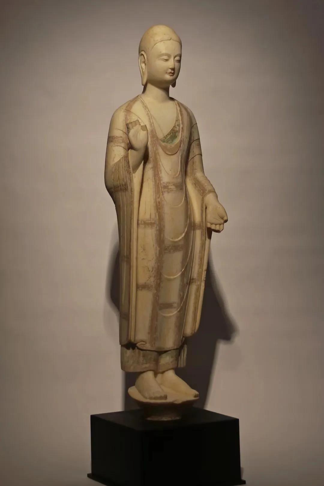 Northern Qi Han Baiyu Shakyamuni Buddha - iNEWS