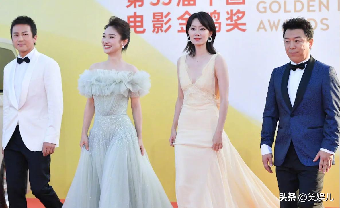 Golden Rooster Award Modeling Awards: Ni Ni and Liu Yan show off their ...