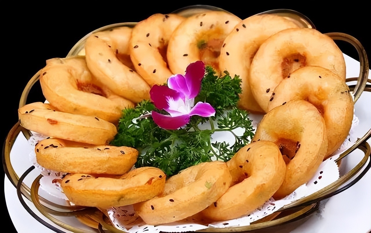 Have you tried all the special snacks in Wuhan? - iNEWS