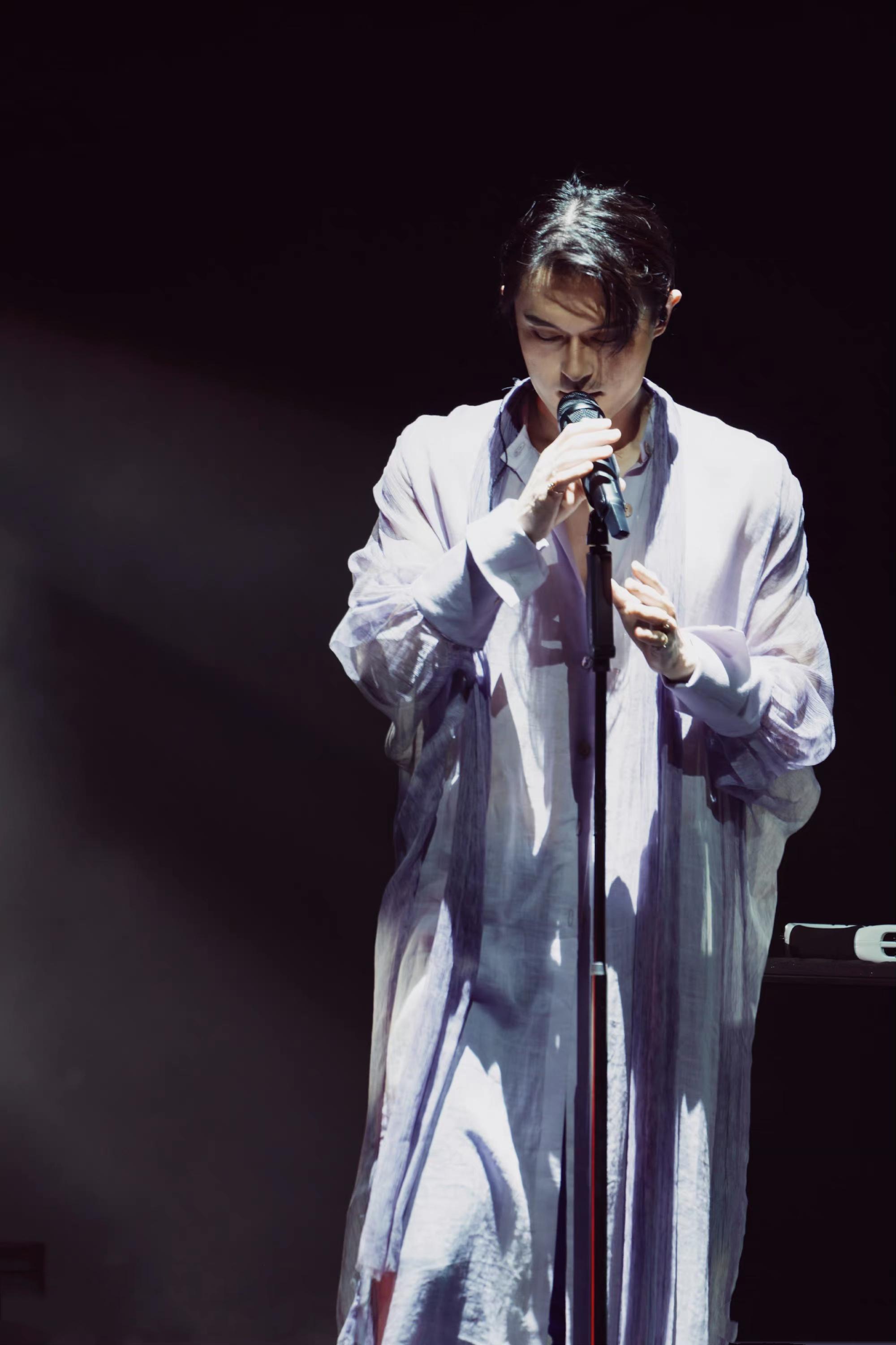 Tianjin Bai Jugang and Liu Lingfei's musical "Disqualification in the ...