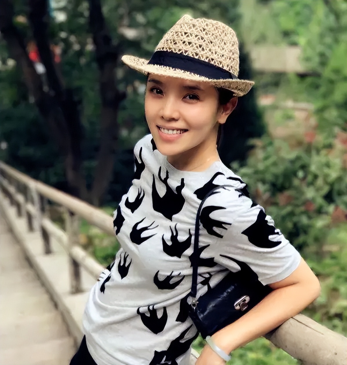 It has been 8 years since Xuechang Lu passed away, and the choice of ...