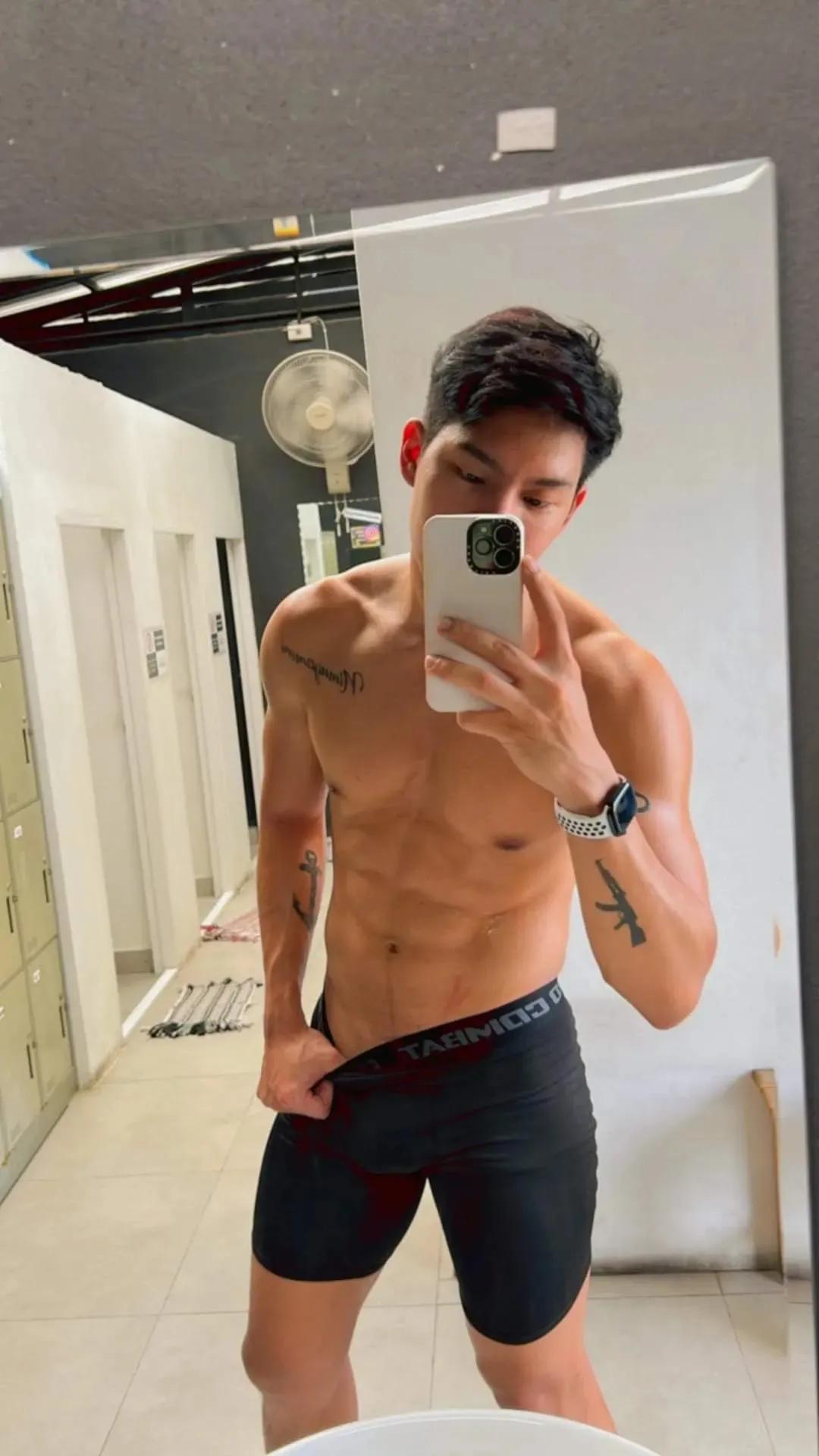 handsome abs gym student fitness - iNEWS