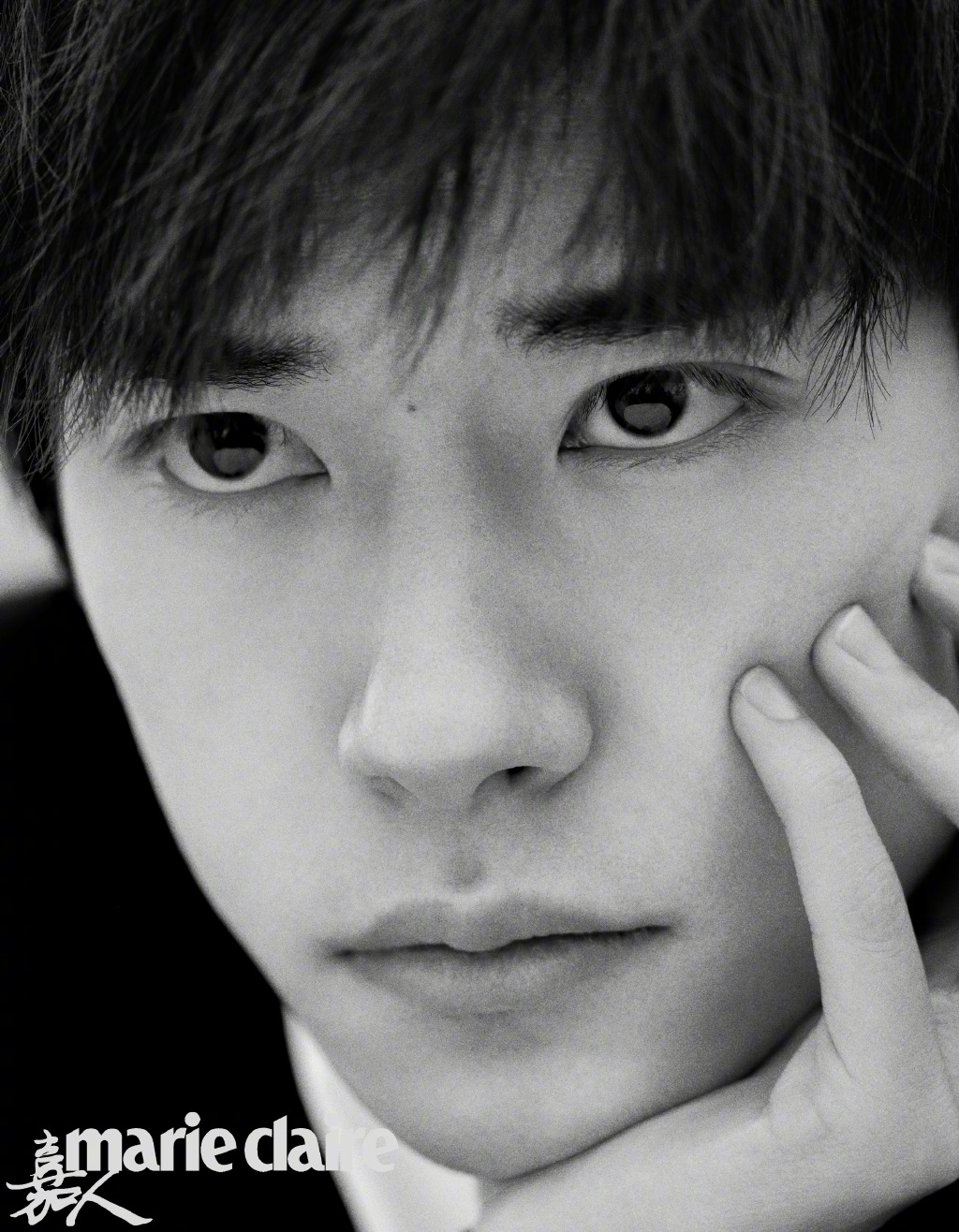 There are actually two of the top ten most handsome male stars in China ...