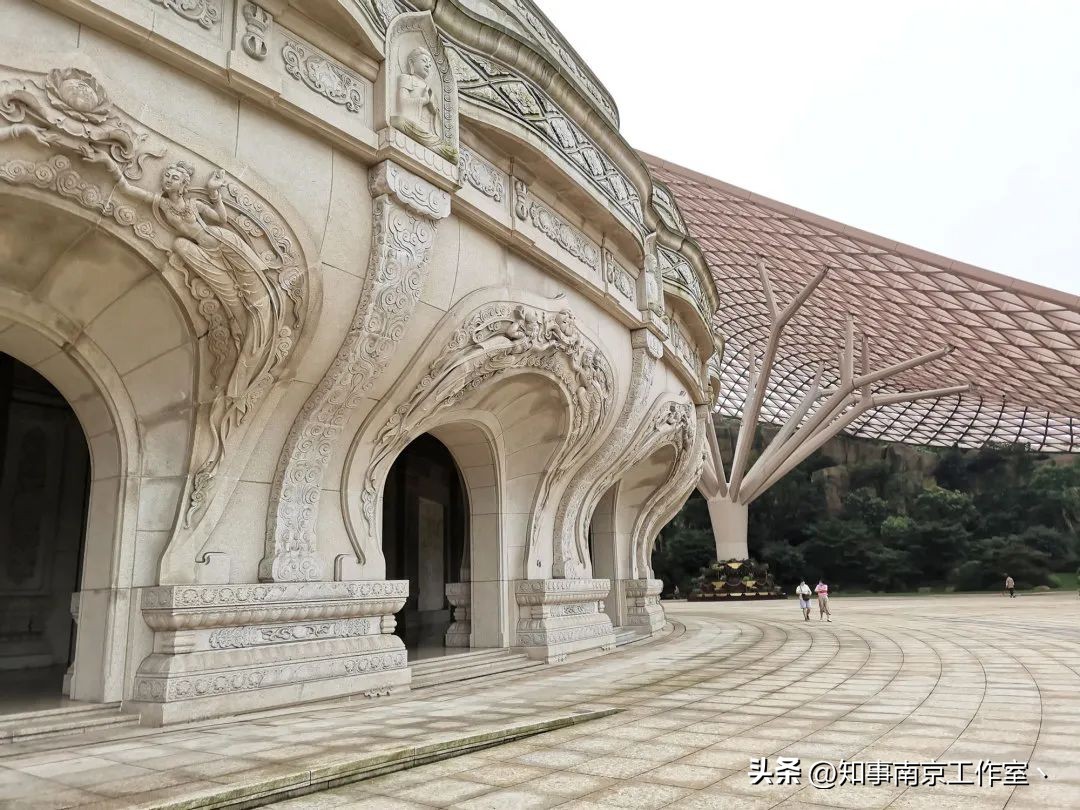 Nanjing Niushou Mountain Foding Palace, this shot is really beautiful ...