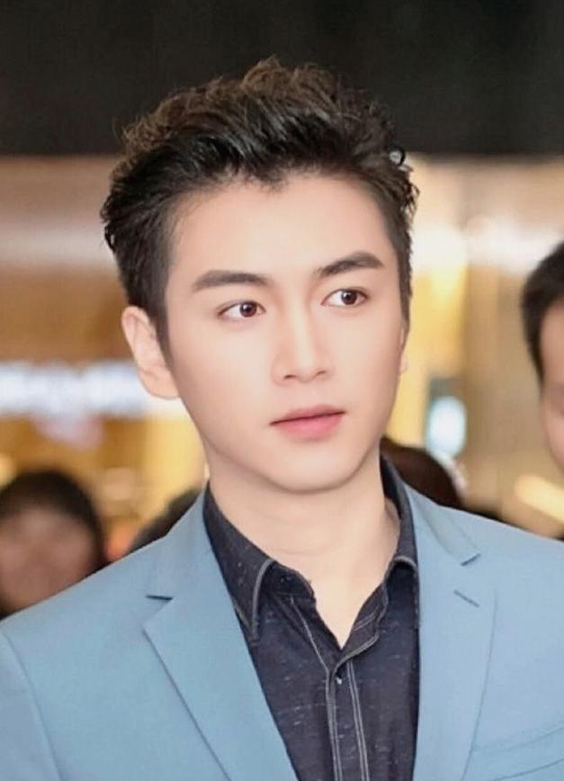 Chen Xiao: A handsome and talented guy, a powerful actor - iNEWS