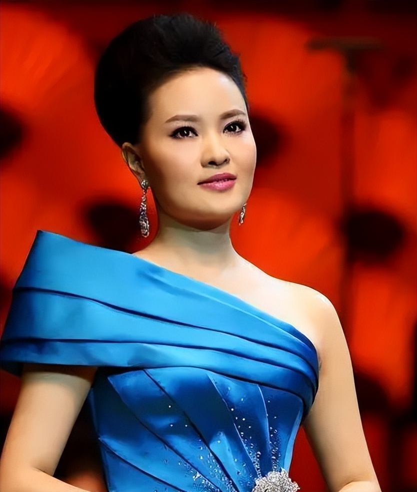 Military singer Lei Jia: Married to an engineer husband at the age of ...
