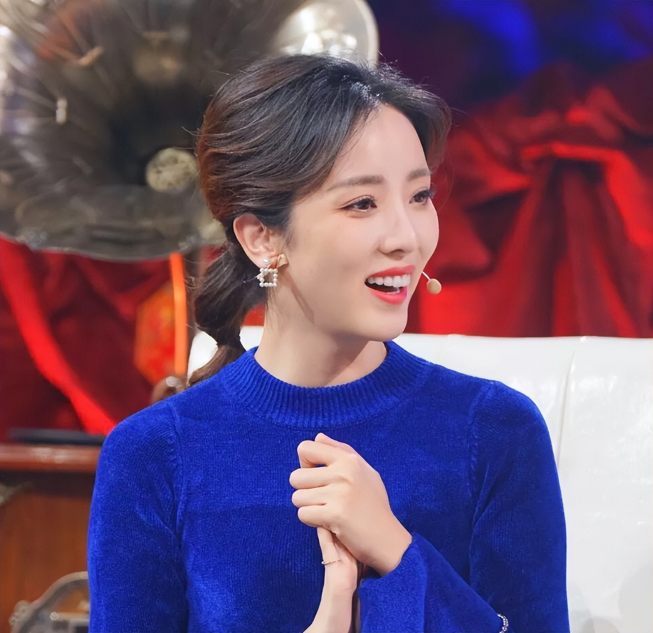 The host of CCTV completed the transfer of personnel, Li Sisi was ...