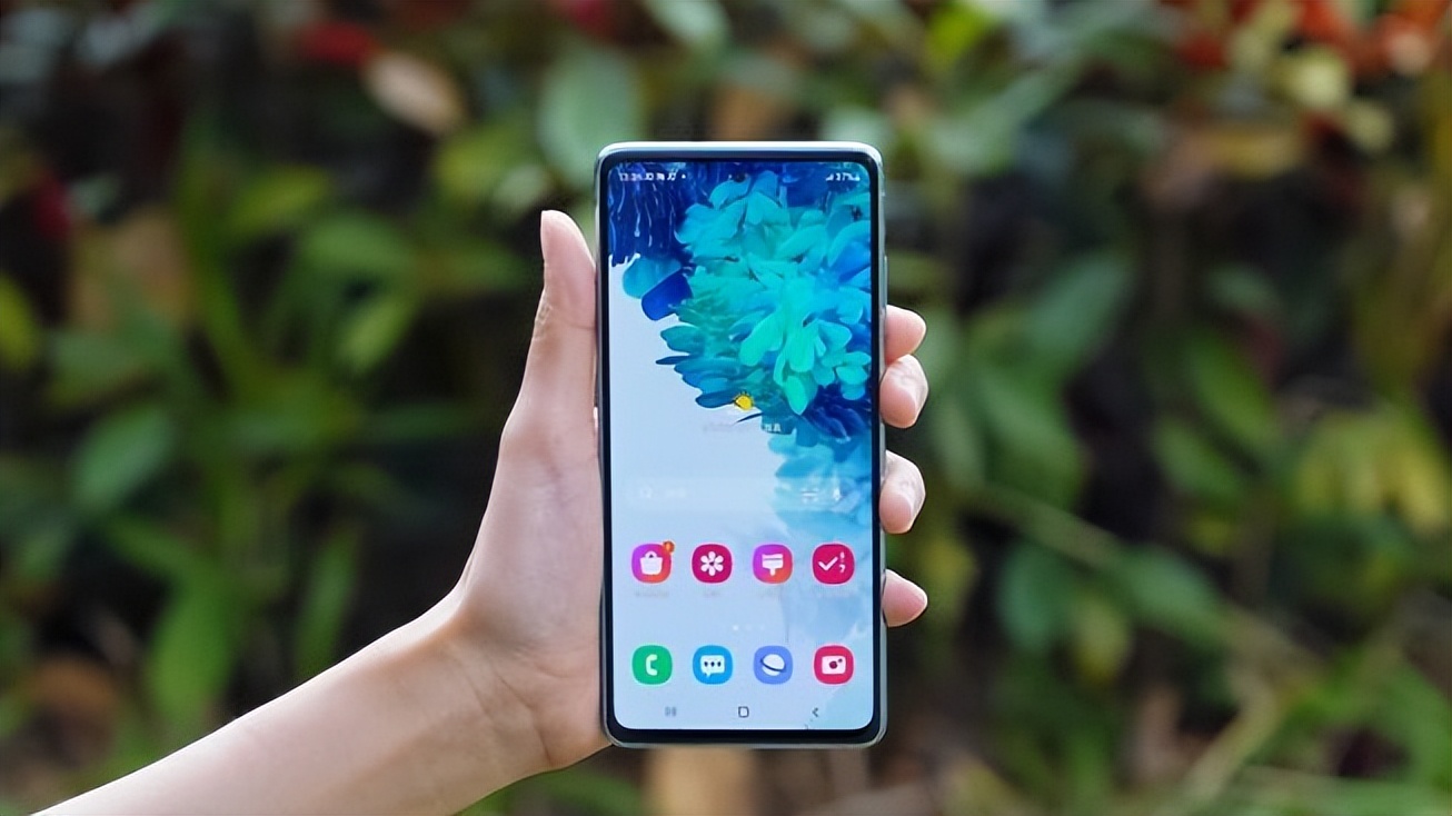 The cost-effective mobile phone in the small thousand yuan range, the ...