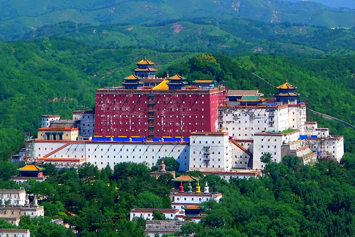 Chengde Royal Summer Palace, a famous historical and cultural city - iNEWS