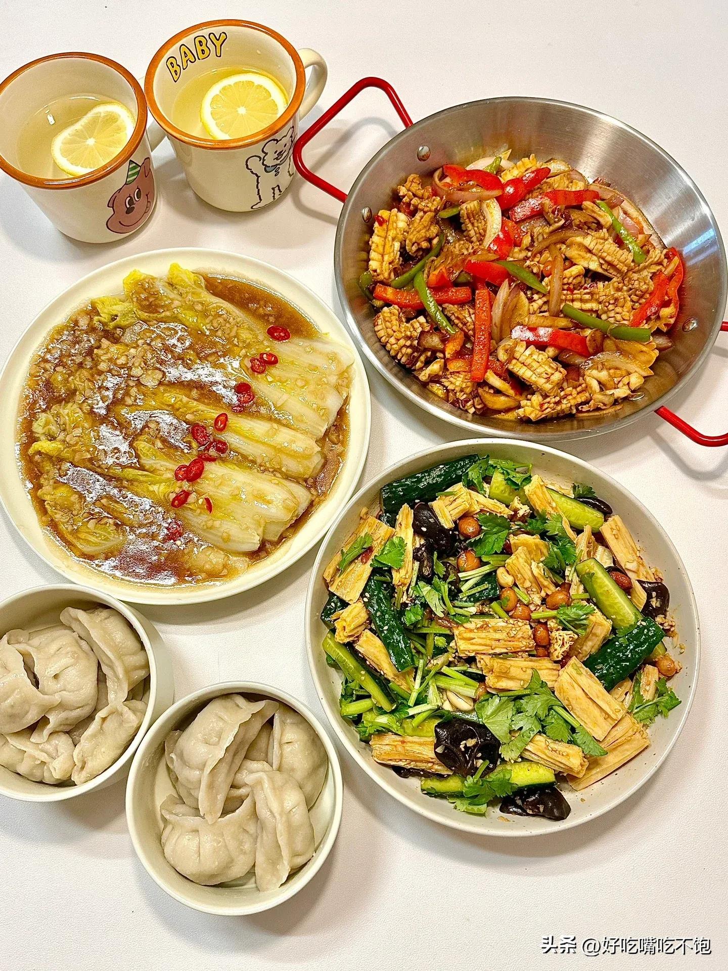 Spicy cumin squid + yuba fungus mixed with cucumber, it is simply not ...