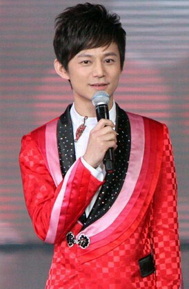 China's nine most famous male hosts - iNEWS