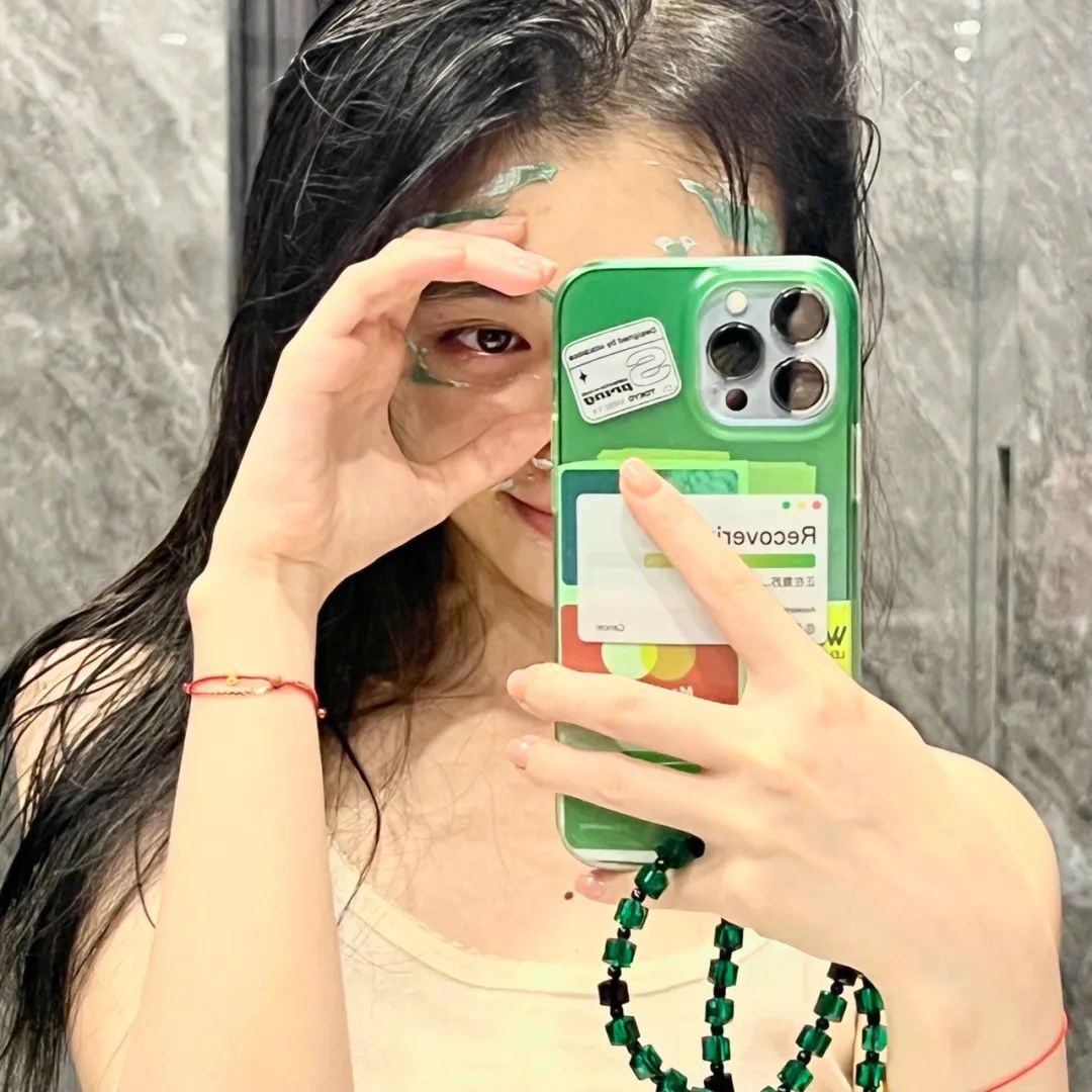 Little Gossip, Yang Mi, Gong Jun, Ju Jingyi, Zhou Dongyu, William Chan ...