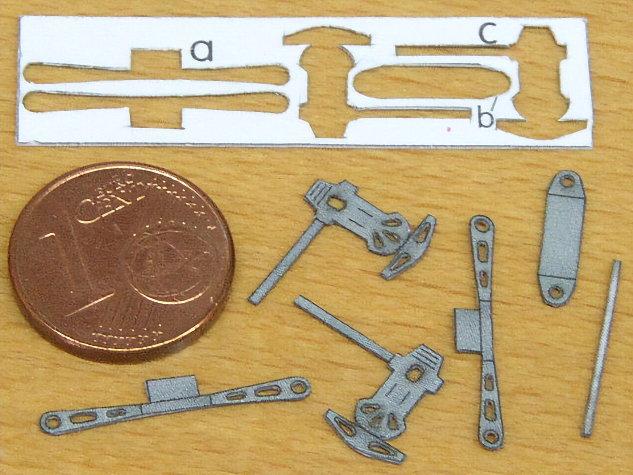 German Ju-87 D-3 Stuka bomber 1:33 paper model making process (multiple ...