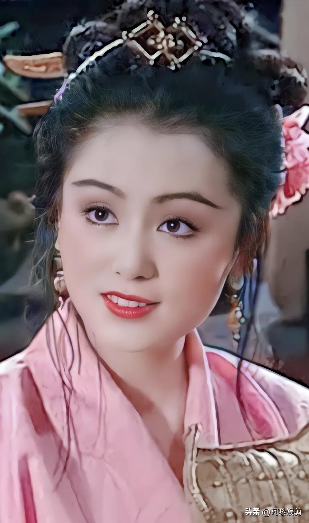 Chen Hong was so beautiful when she was young, she couldn't get tired ...
