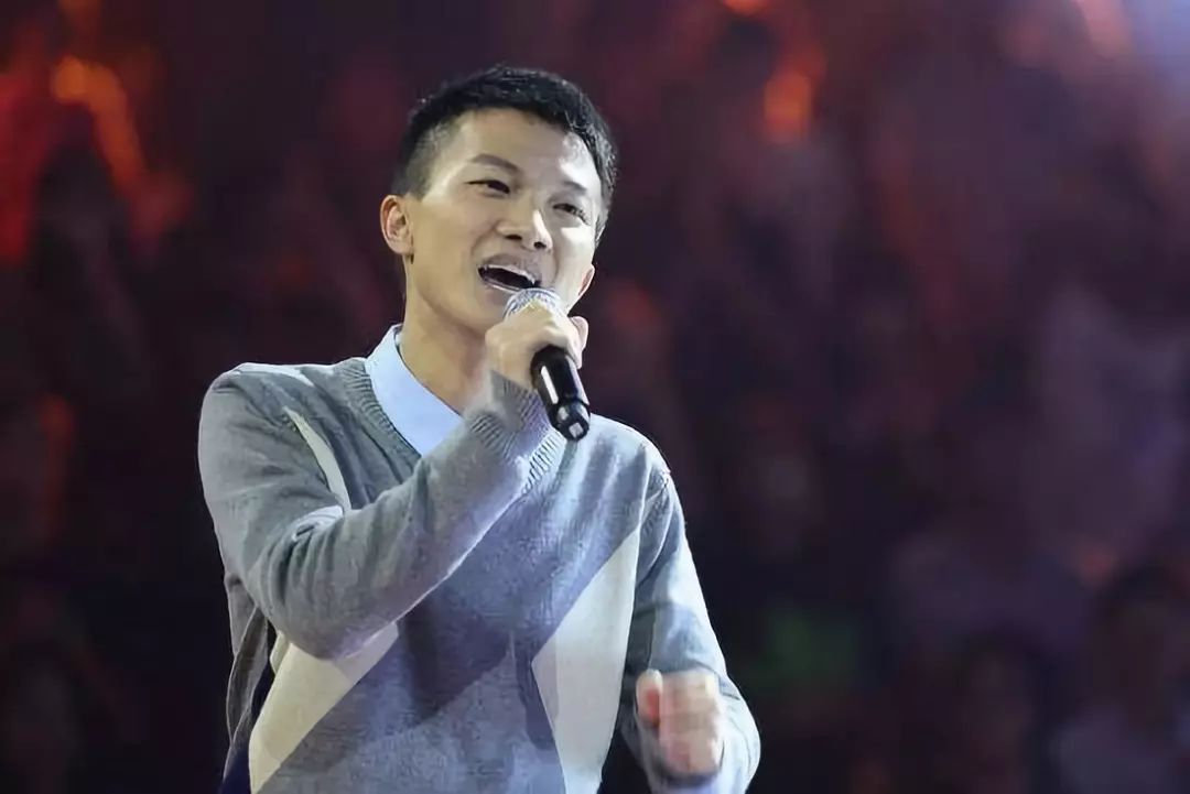 Zhou Shen, the male singer who was almost "destroyed" twice - iNEWS