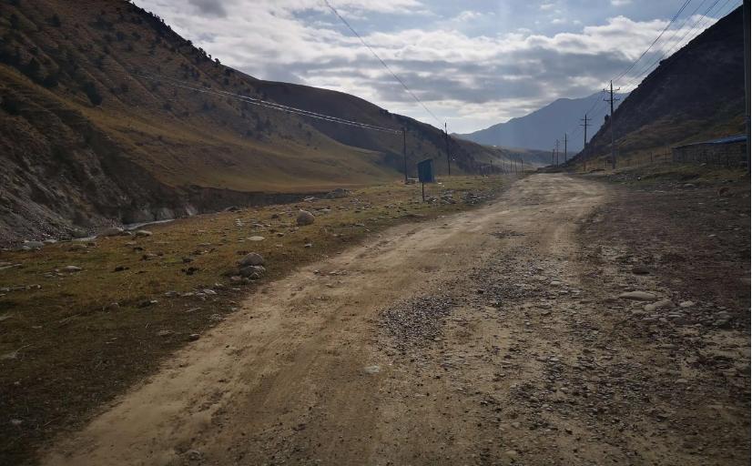 What should I do if I encounter these 7 kinds of bad roads during the ...