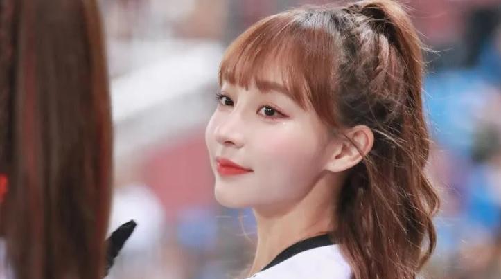 24-year-old Lin Xiang took a swimsuit photo!Netizen: Great!Close ...