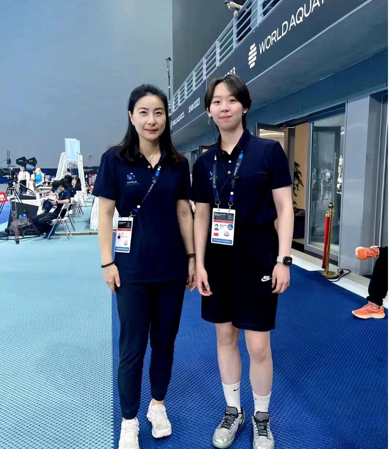 Guo Jingjing shines in the Xi'an Diving World Cup! The rare wearing ...