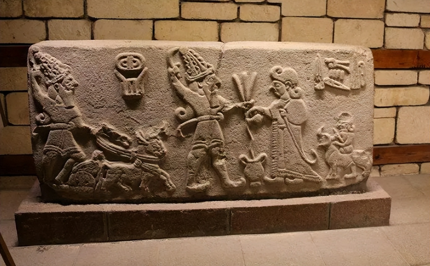 The Social Structure and Political Organization of the Hittite ...