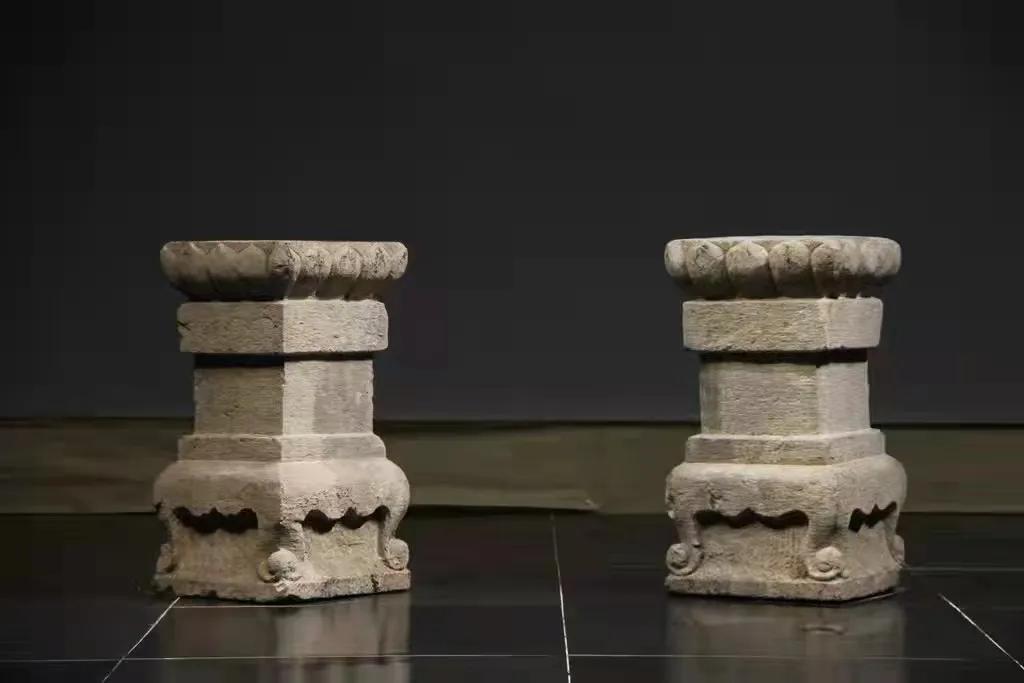 {A pair of columns and foundations of building components in Ming ...