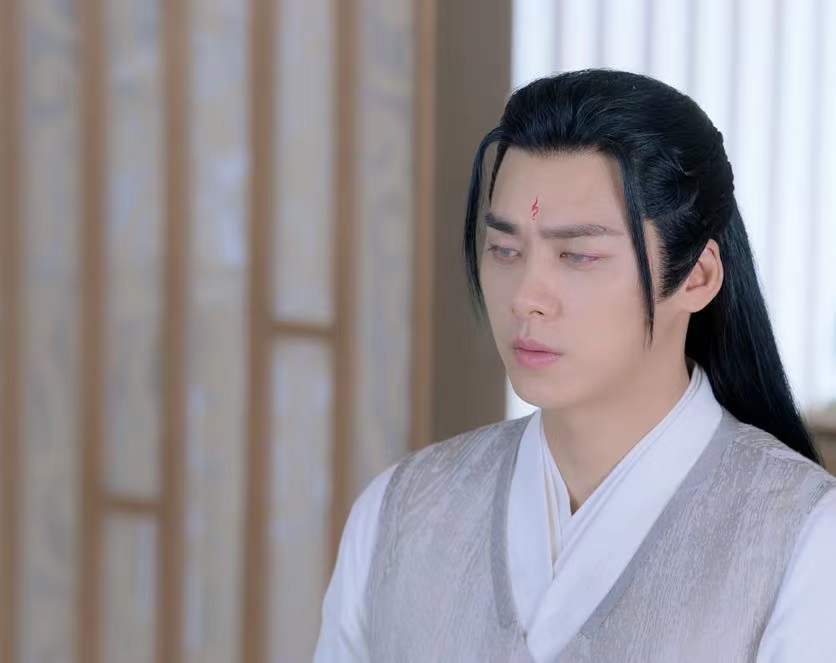 The premiere of "Mirror Twin Cities", Li Yifeng and Chen Yuqi have no ...