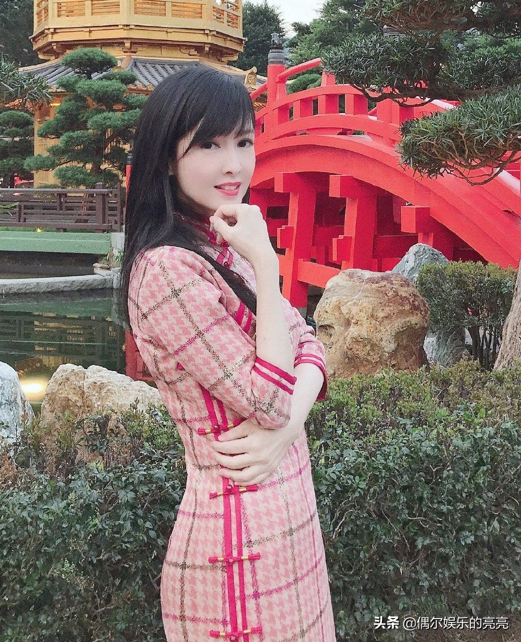 Zhou Huimin, 19 debuted pure and lovely, 54 is still amazing and ...