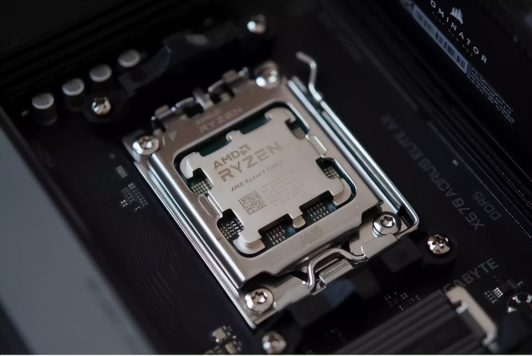 How does AMD 7600X perform?What games can the nuclear display play ...