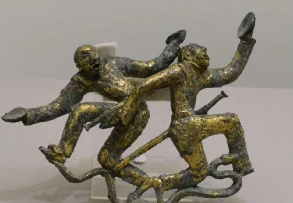 The mysterious ethnic group buried in the hanging coffin is actually ...