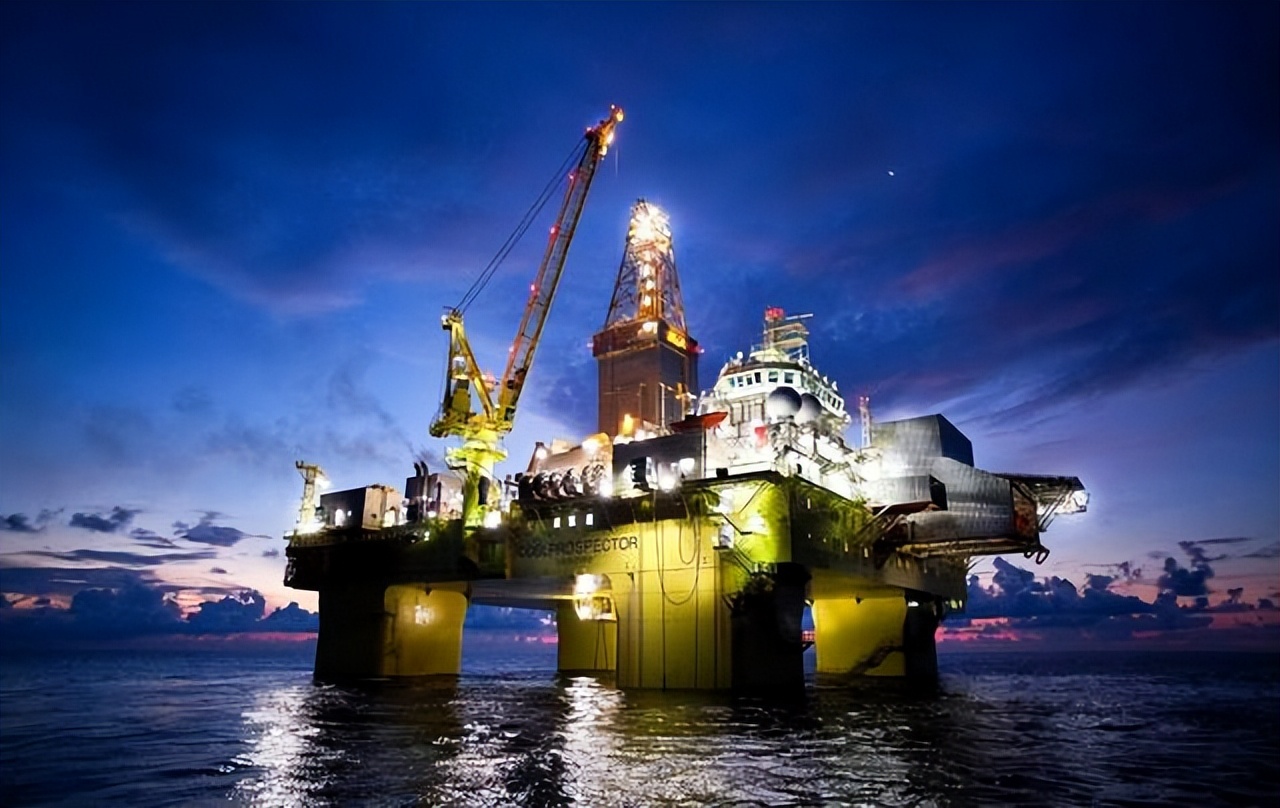 Is running out of oil a hoax? Oil was discovered 5,000 years ago, and ...