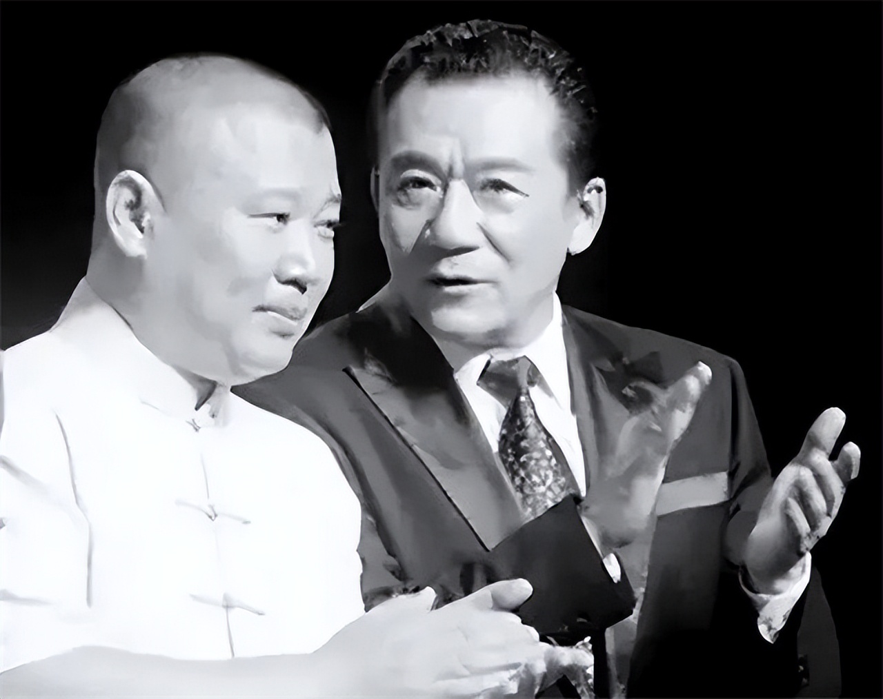 Hou Yaowen's cemetery cost 7 million yuan. Guo Degang led the crowd to ...