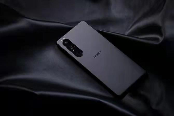 Three flagship straight-screen flagships that can be called ceiling ...