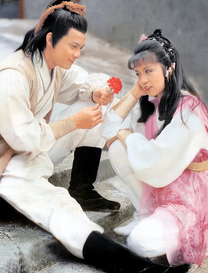 The first time Guo Jing met Huang Rong, he paid 19 taels, 7 cents and 4 ...