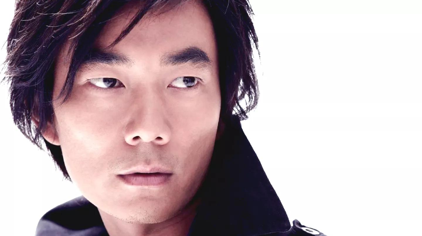 56-year-old Ren Xianqi: I try to play the villain, but they always ...