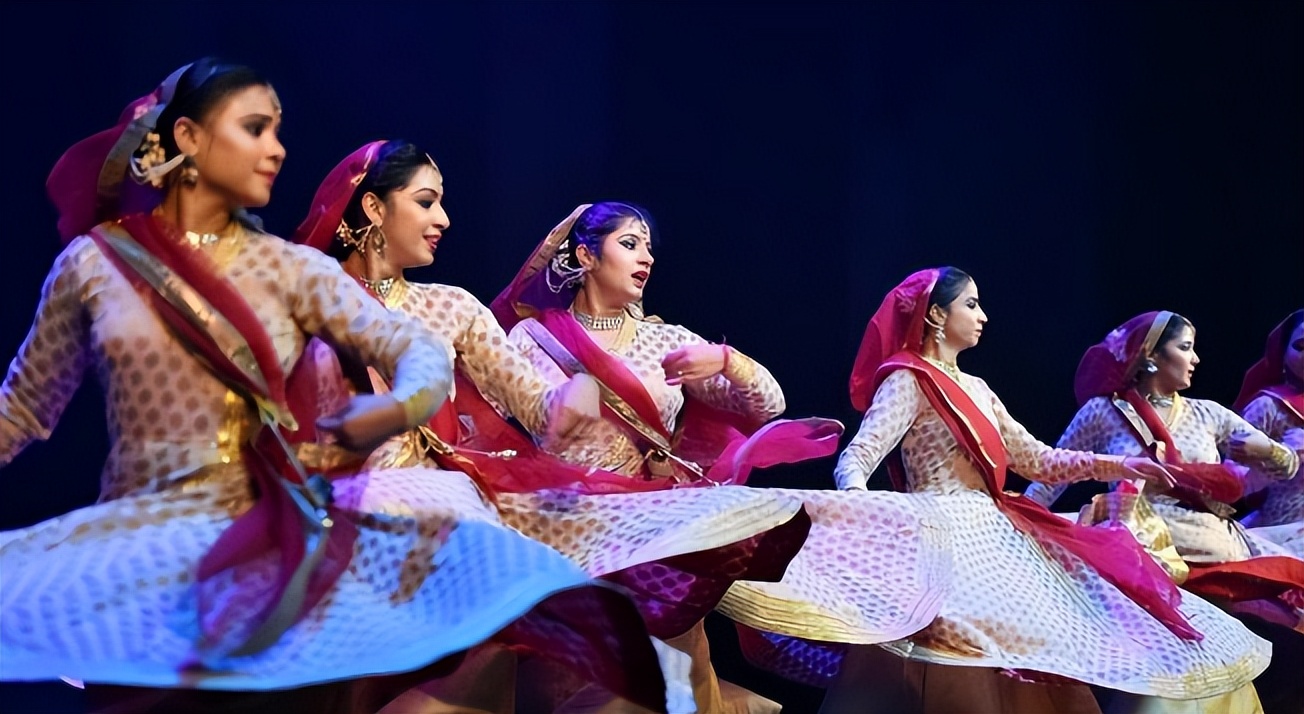 A Brief Analysis of Stage Plays and Musical Dramas in Ancient India - iNEWS