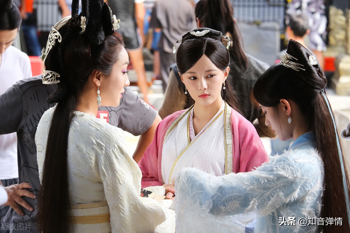 The Shortcut to Pursue Girls: Gu Qishao (Mi Re) chasing Han Yunxi (Ju ...