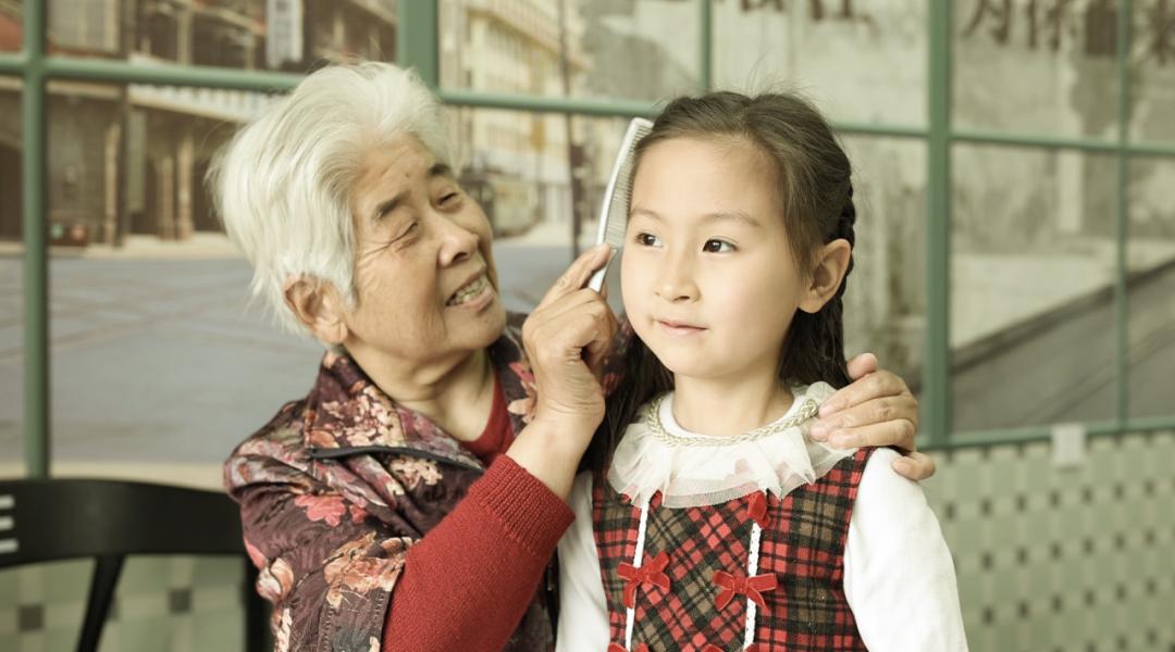 In the beautiful village of Songjiang, there is a "Grandma Cafe" hidden ...